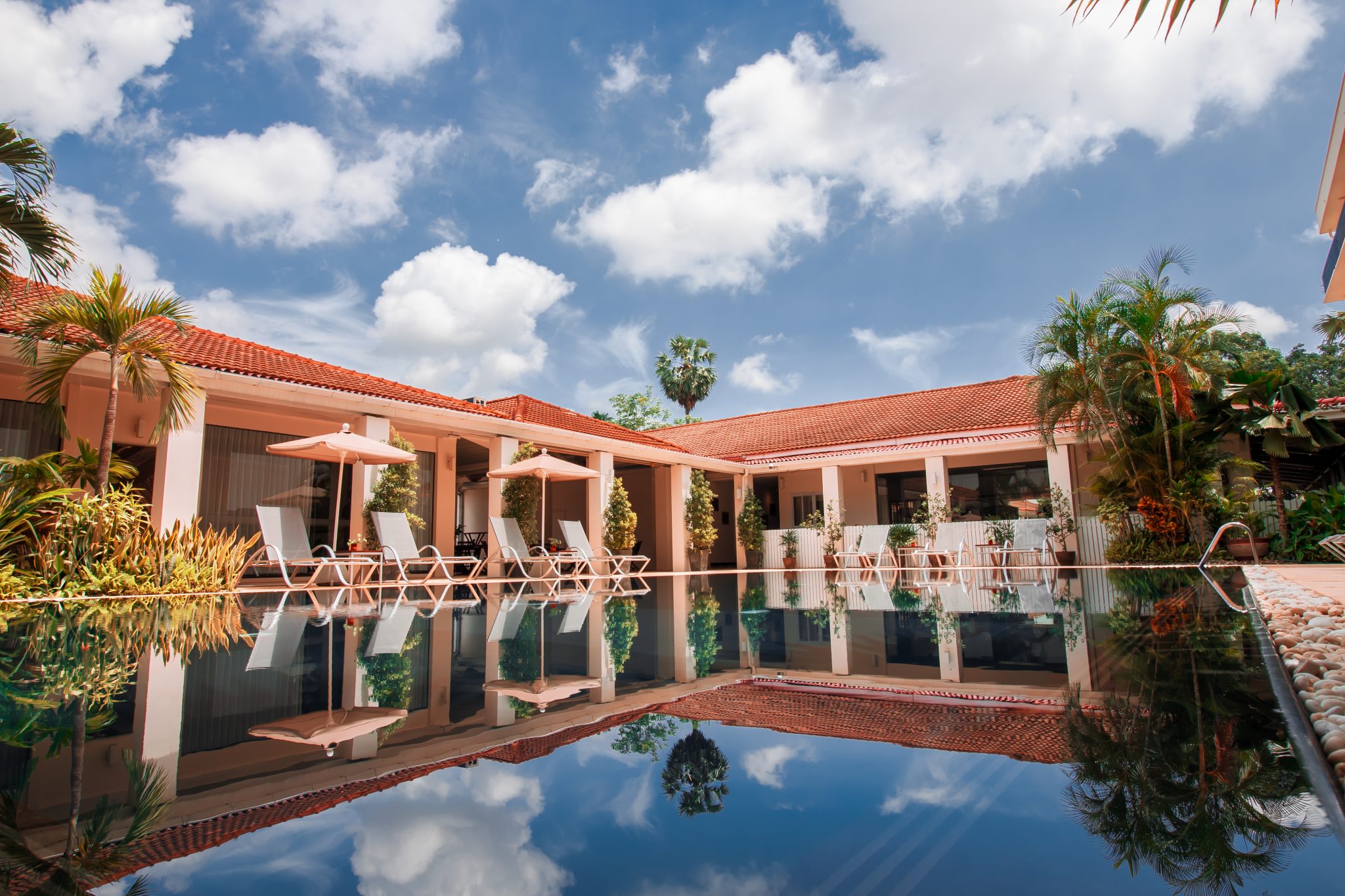 Overview – Laôtel Hotel